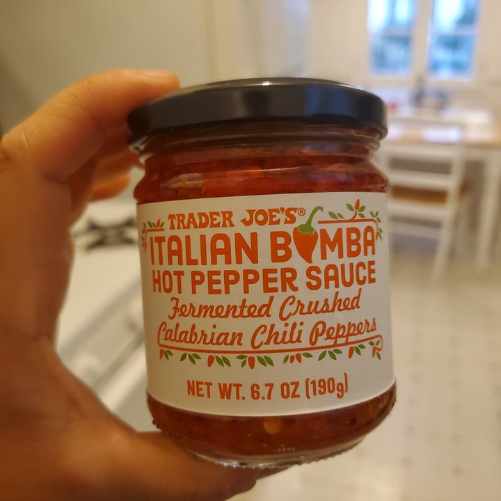 Trader Joe's Italian bomba hot pepper sauce Review | abillion