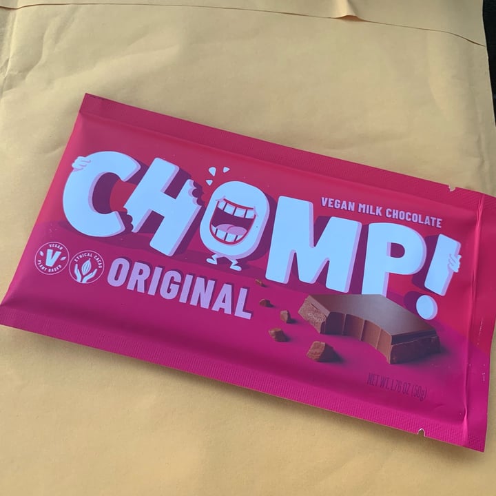 Chomp Vegan Milk Chocolate Review | abillion