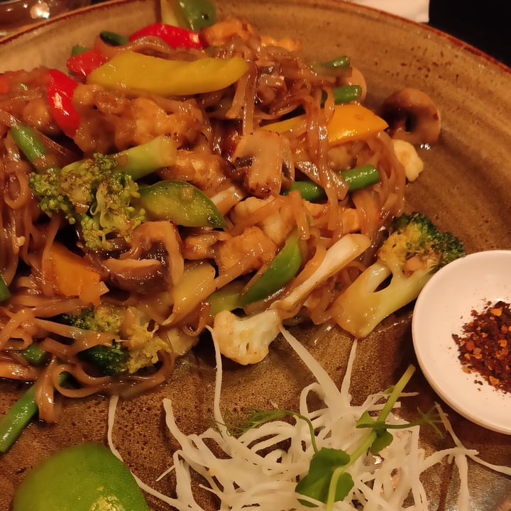 Kin Khao Thai Athlone, Ireland Rice noodle Review | abillion
