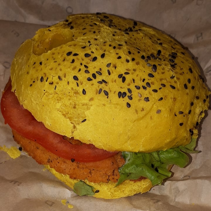 Flower Burger Roma Roma, Italy Funky Cecio Review | abillion