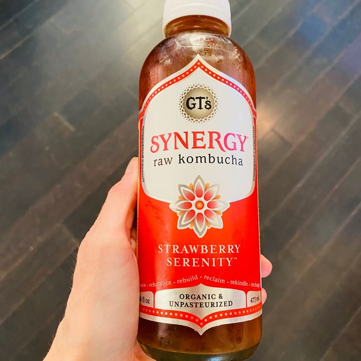 GT’s Living Foods Strawberry Serenity Kombucha Review | abillion