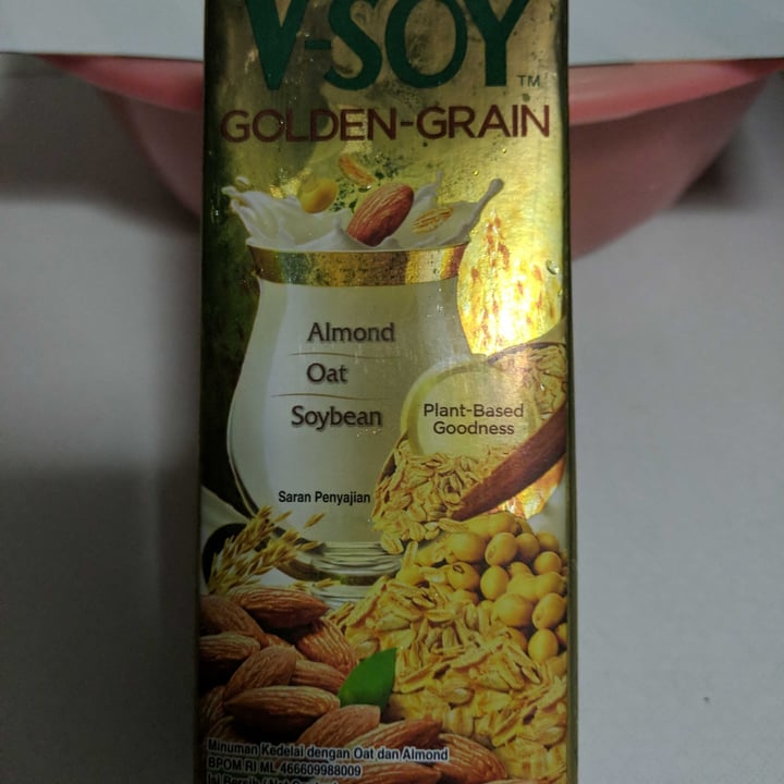 V-Soy V-Soy Golden Grain Soymilk with Oats and Almond Review | abillion