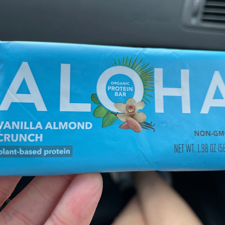 Aloha Vanilla almond crunch plant-based protein bar Review | abillion