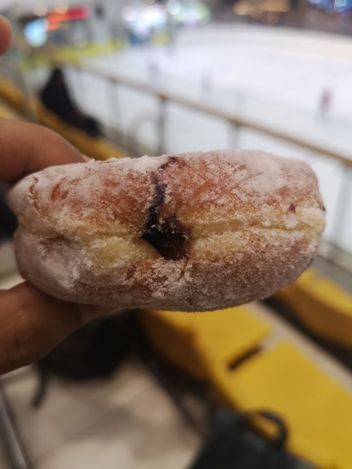 Dunkin' Donuts Jurong East, Singapore Choc Pudding Review | abillion