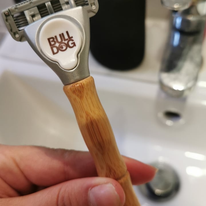 Bulldog Bulldog Razor Review | abillion