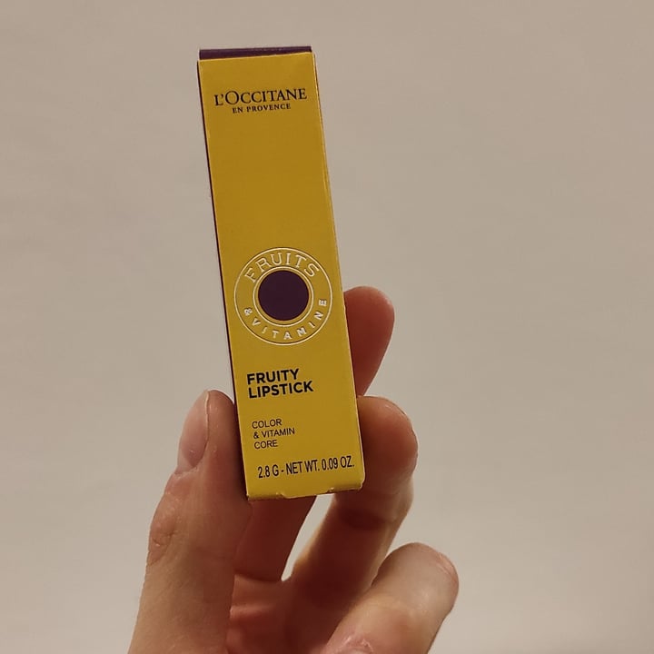 L'Occitane en Provence Fruity Lipstick 080 Review | abillion