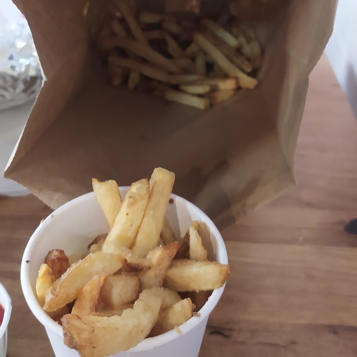 Five Guys Fries - Five Guys Style Review | abillion