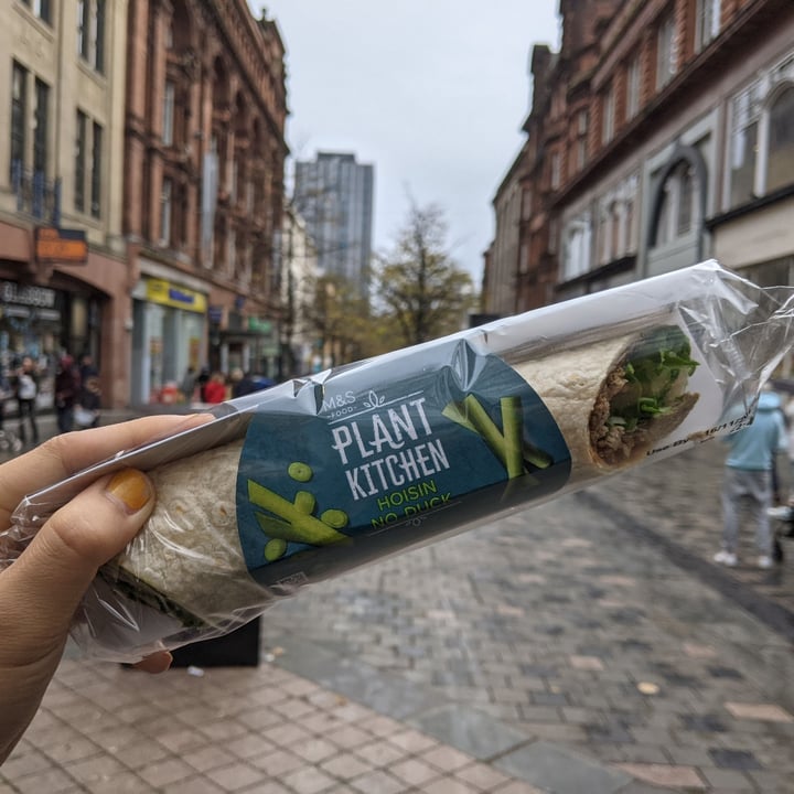 Plant Kitchen (M&S) Hoisin No Duck Wrap Review | abillion