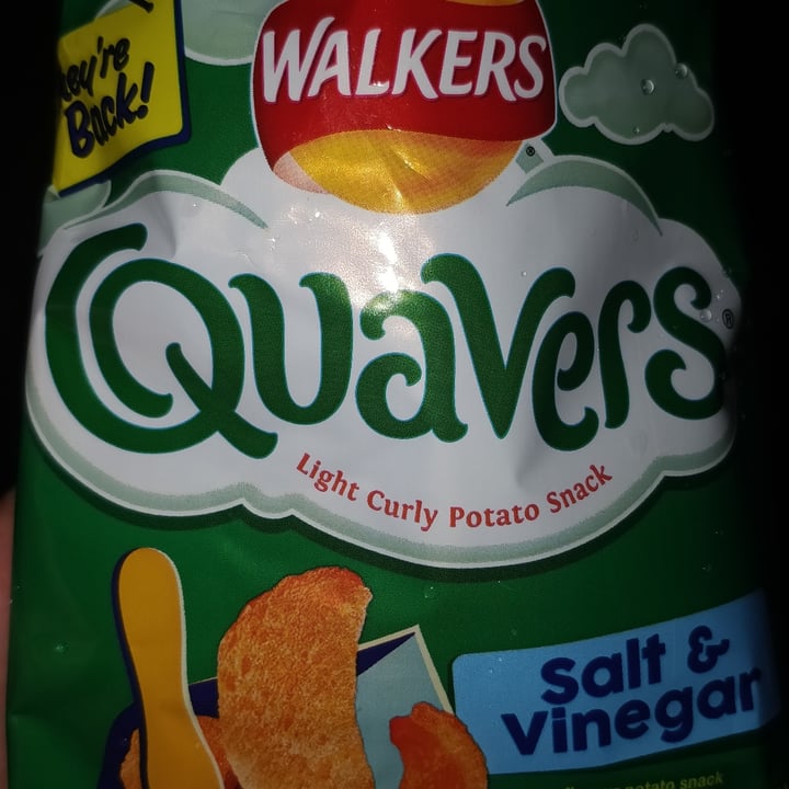 Walkers Salt and vinegar quavers Review | abillion