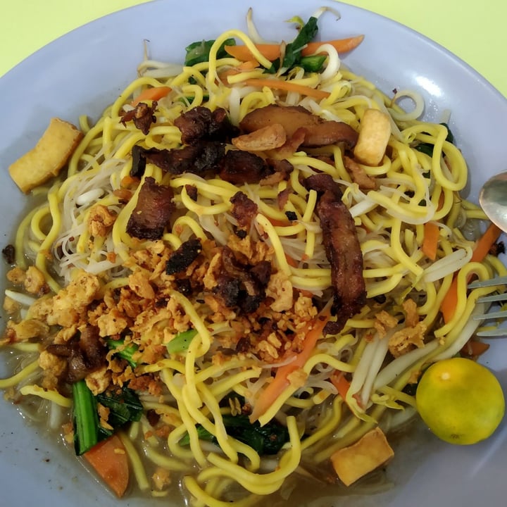 Tang Leng Chay 東龍齋 Geylang, Singapore Fried Hokkien Mee Review | abillion