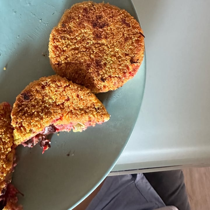 Vemondo Vegan beetroot patties Review | abillion