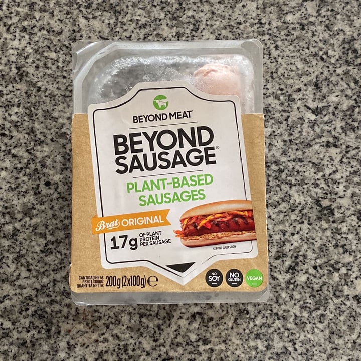 Beyond Meat Beyond Sausage Brat Original Review | abillion