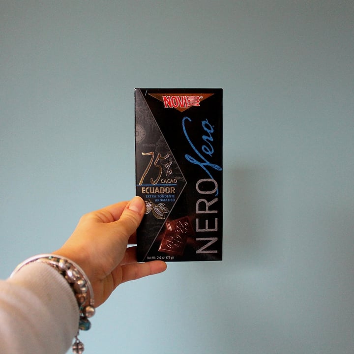 Novi Cioccolato Fondente Nero 75% Review | abillion