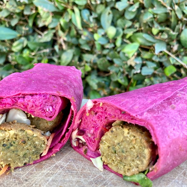 Woolworths Food Falafel and Beetroot Wrap Review | abillion