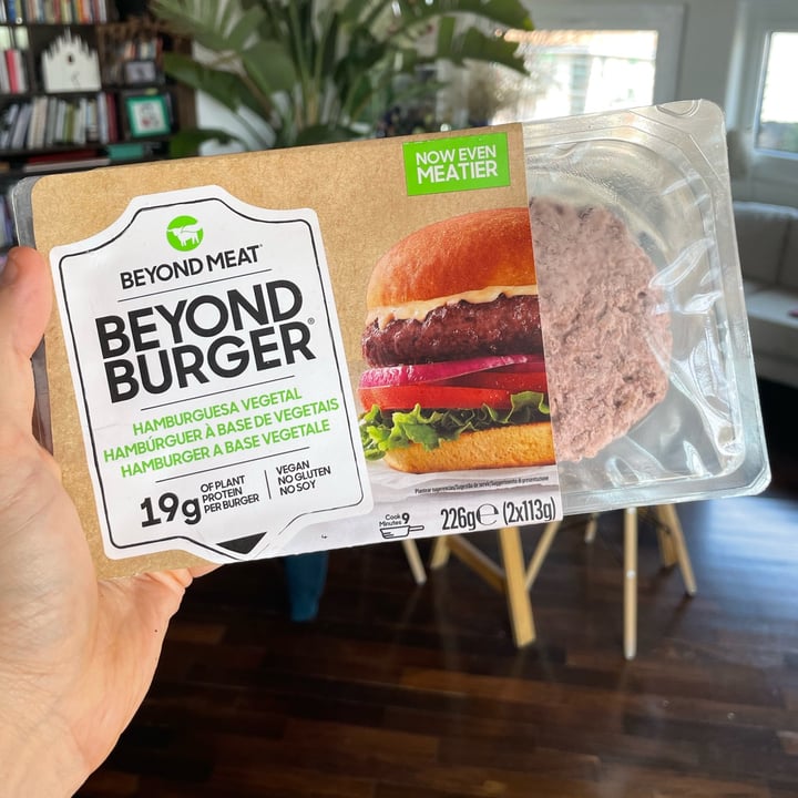 Beyond Meat Beyond Burger Review | abillion