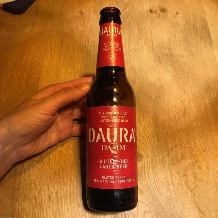 Daura Daura Damm Cerveza lager Review | abillion