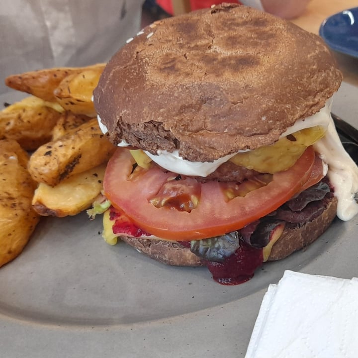 Lexi's Healthy Eatery Rosebank, Johannesburg, South Africa BBQ Big ...