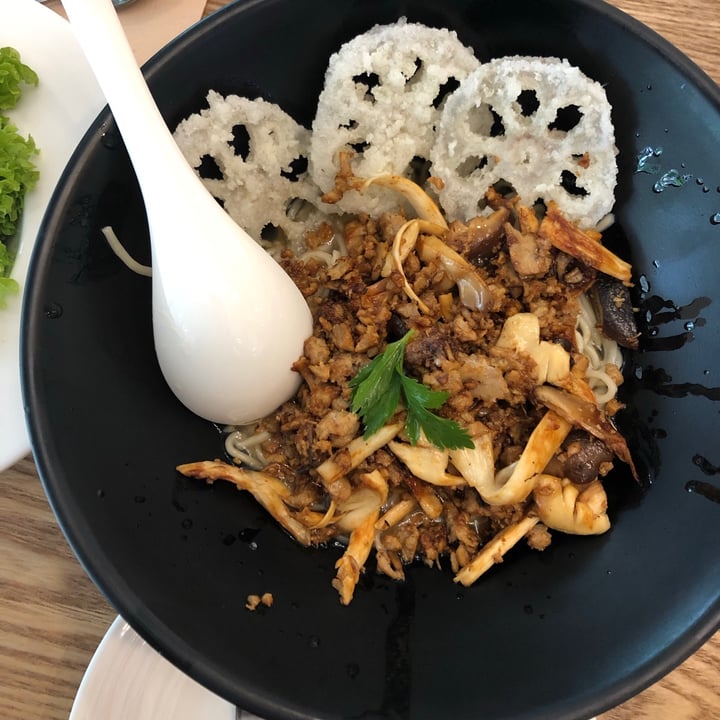 Green BA Orchard, Singapore Dry Truffle Ramen Review | abillion