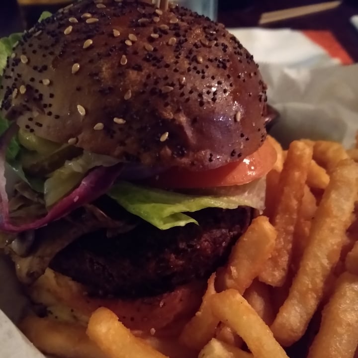 Mary Jane Burgers & Brew Perryville, United States Plain Jane - Three ...