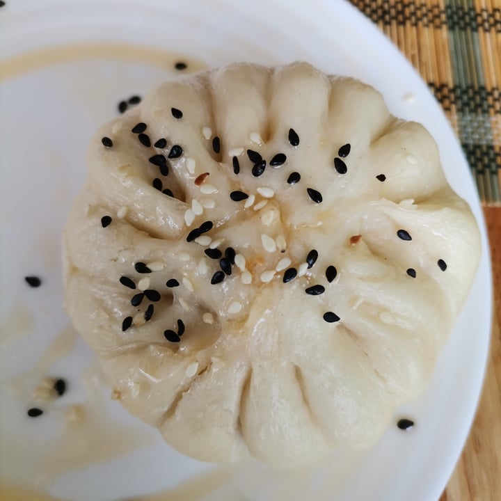 Dimples Dumpling House Cape Town, South Africa Kimchi Bao Bun Review ...