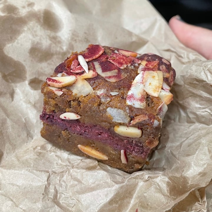 Cali Press Bondi Beach Bondi Beach, Australia Vegan raspberry blondie ...