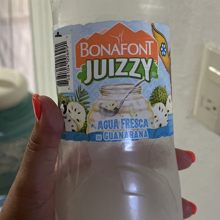 Bonafont Juizzy Guanábana Review | abillion