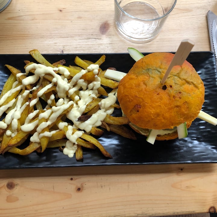 ...IDEM CON PATATE Torino, Italy Panino in edizione limitata ...