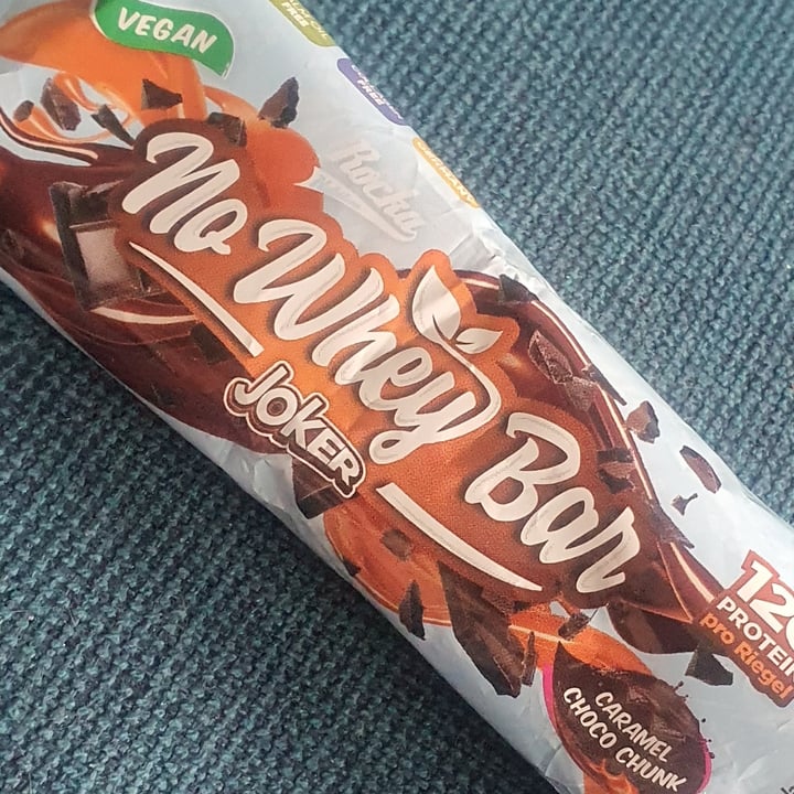 Rocka Nutrition no whey bar caramel choco chunk Review | abillion