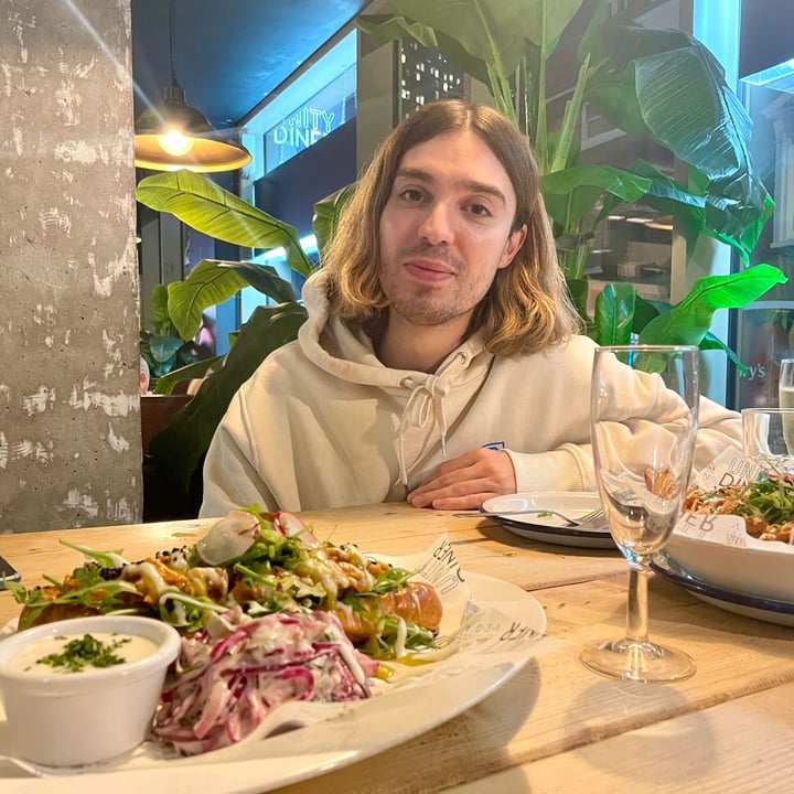 Unity Diner Spitalfields, United Kingdom Loaded Kebab Fries Review ...