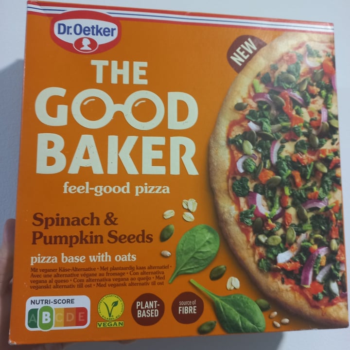 Dr. Oetker The Good Baker Feel Good Pizza Spinach & Pumpkin Seeds ...