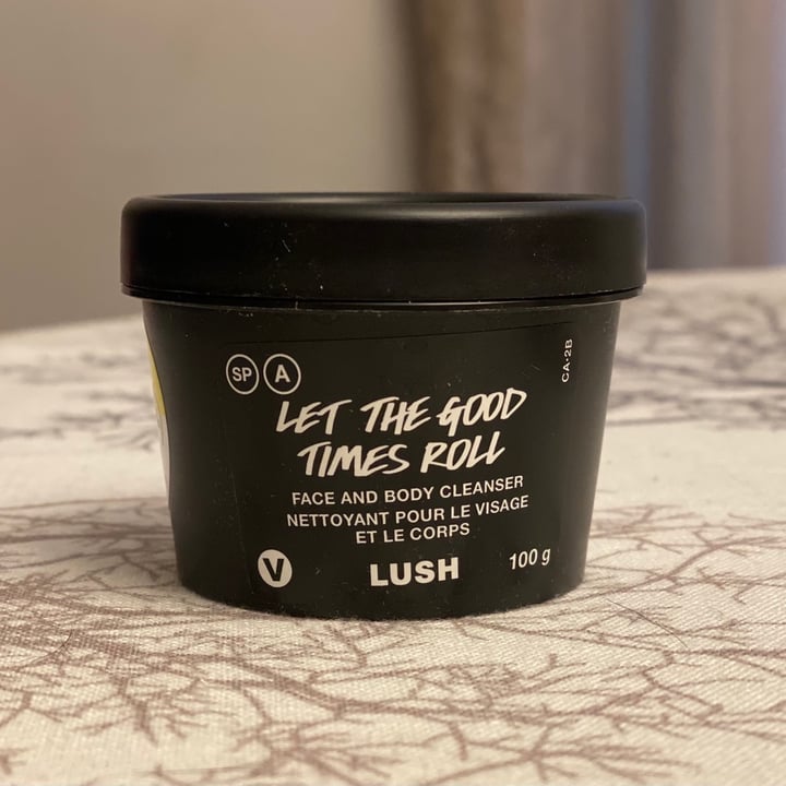 LUSH Fresh Handmade Cosmetics Let the Good Times Roll Review | abillion