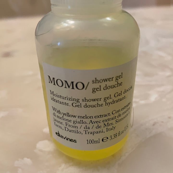 momo shower gel Review | abillion