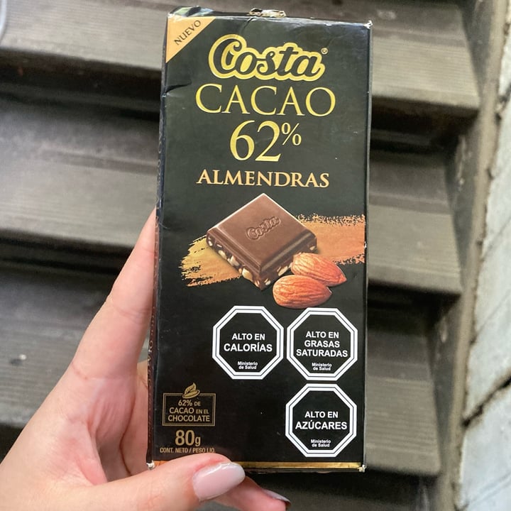 Costa Chocolate 62% Cacao Almendras Review | abillion
