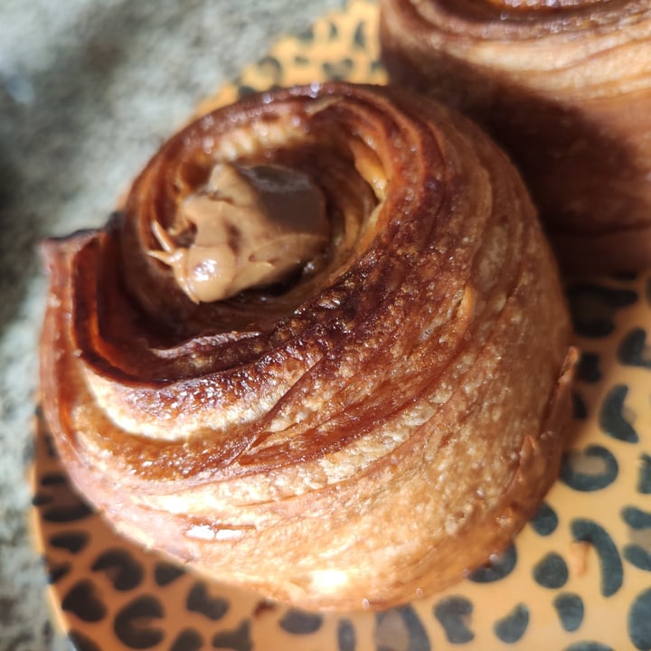 The hippie Baker Rollo hojaldrado con crema de galleta Review | abillion