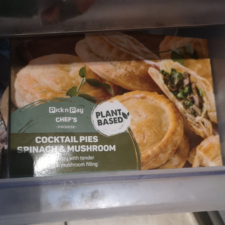 Pick n Pay Cocktail Pies Spinach and mushroom Review | abillion