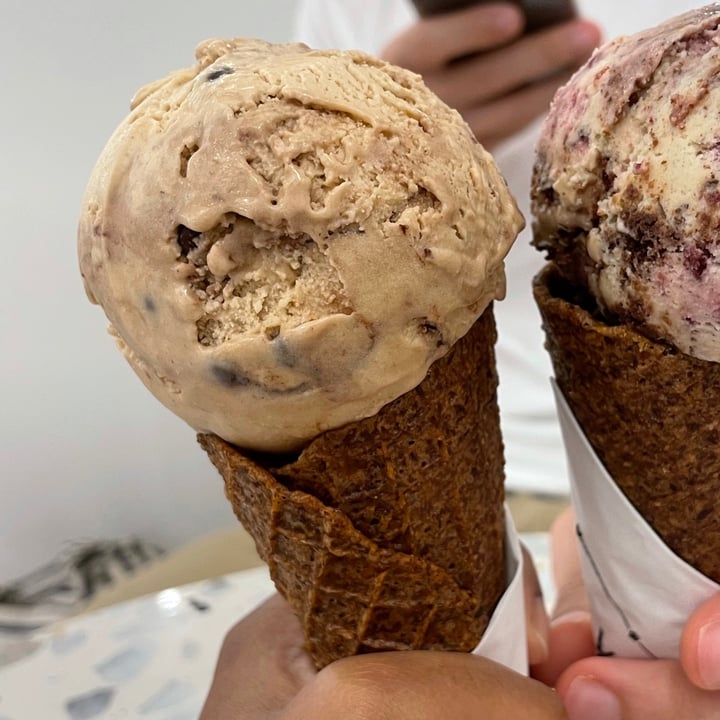 Kind Kones Paragon Singapore Hazelnut Crunch Review | abillion