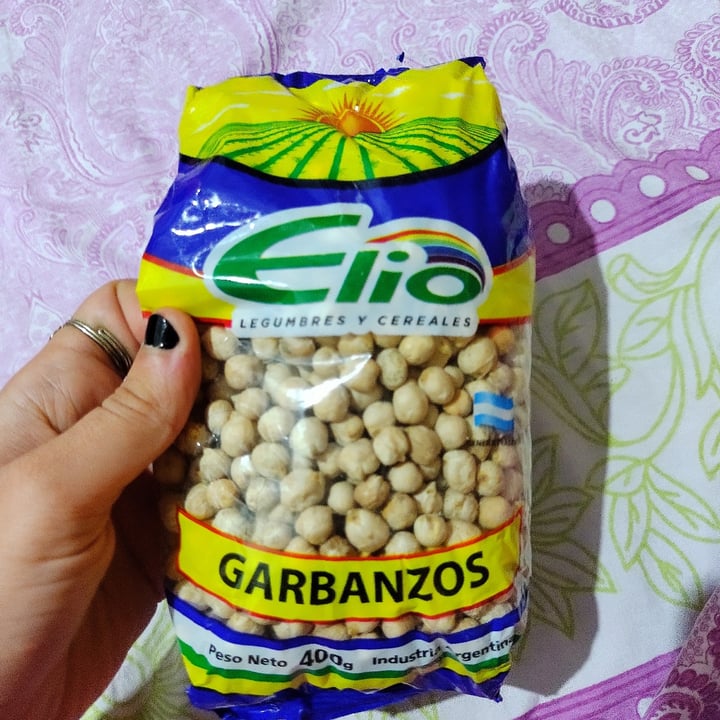 Elio Garbanzos Review | abillion