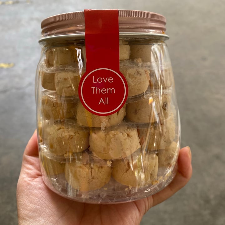 Mdm Ling Bakery Almond Cookies Review | abillion