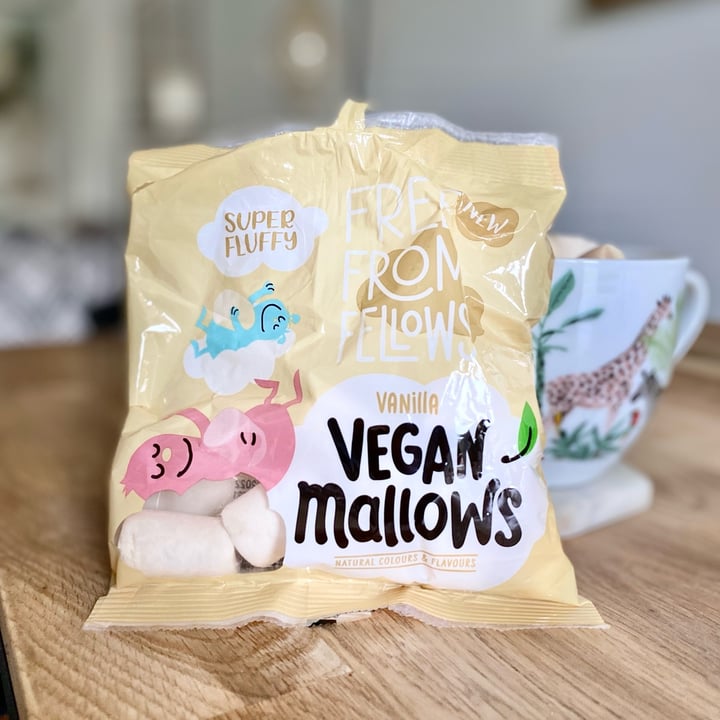 Free From Fellows Vanilla Vegan Mallows Review | abillion