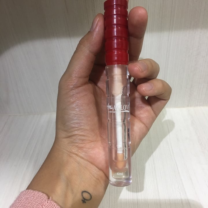 MAX LOVE make Up Studio Gloss Lip Volumoso Review | abillion