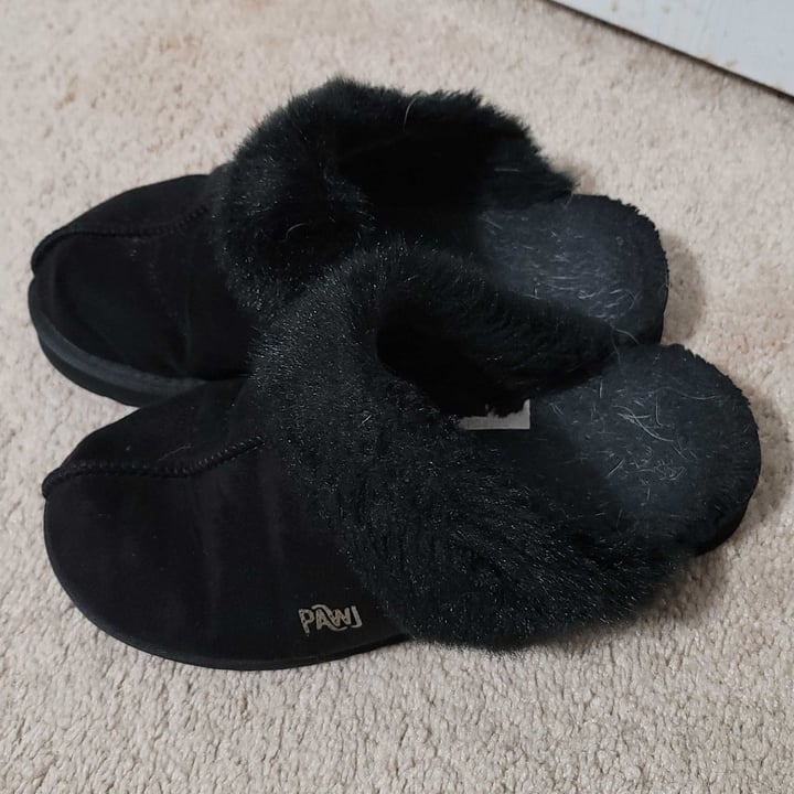 PAWJ Pawj Slippers - Black Review | abillion
