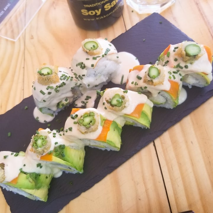 Kambo Sushi Chile Tiradito Roll Review | abillion