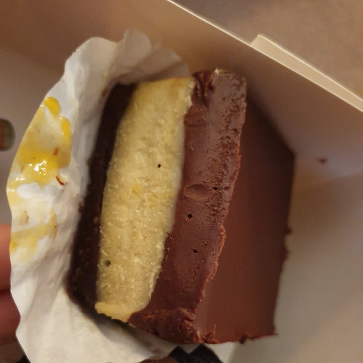 LEVEL V BAKERY South Main, Vancouver, Canada Nanaimo Review | abillion