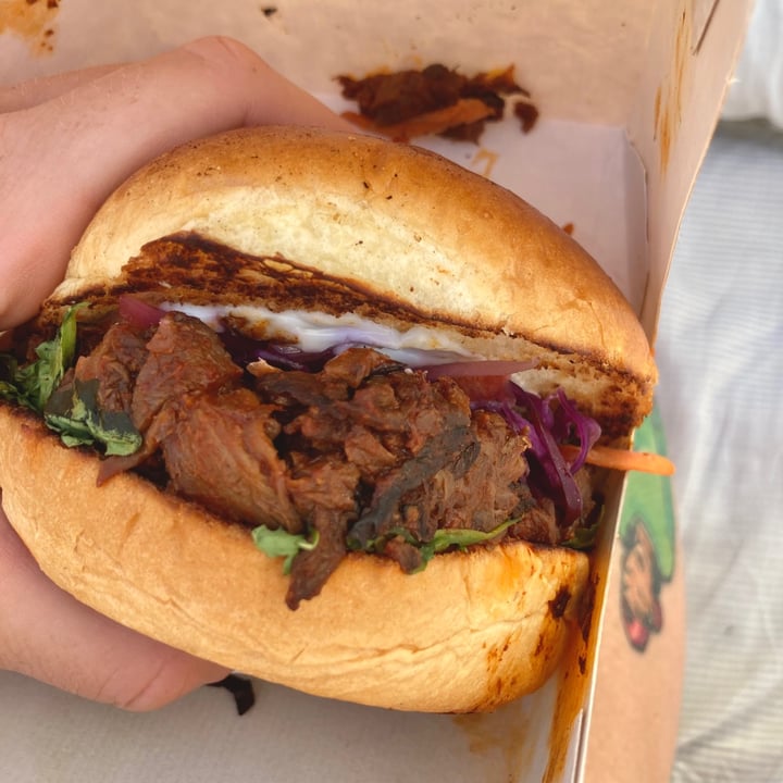 Vrutal Barcelona, Spain BBQ Pulled Mushroom Bap Review | abillion