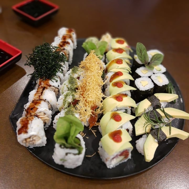 Kin Sushi Floripa Ingleses do Rio Vermelho, Brazil Sushi Review | abillion