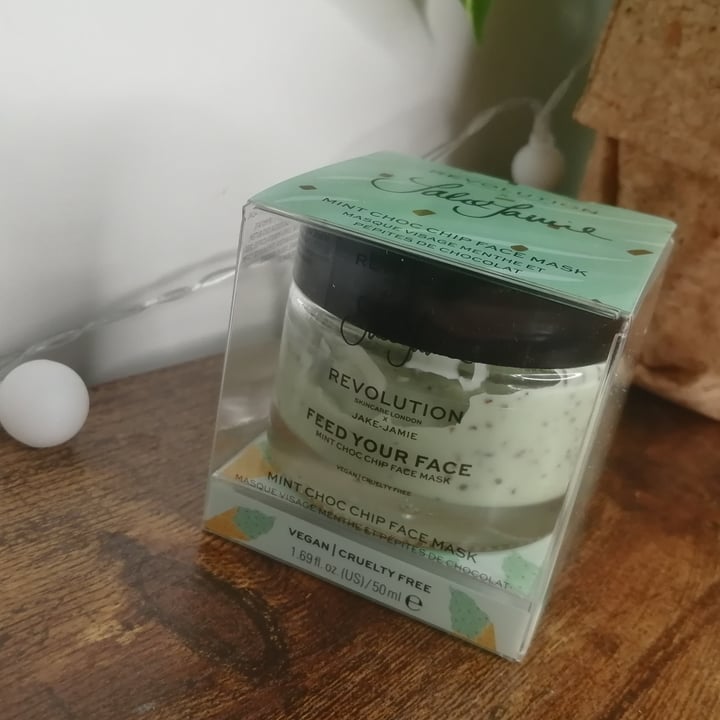 Revolution Skincare London Mint Choc Chip Face Mask Review | abillion
