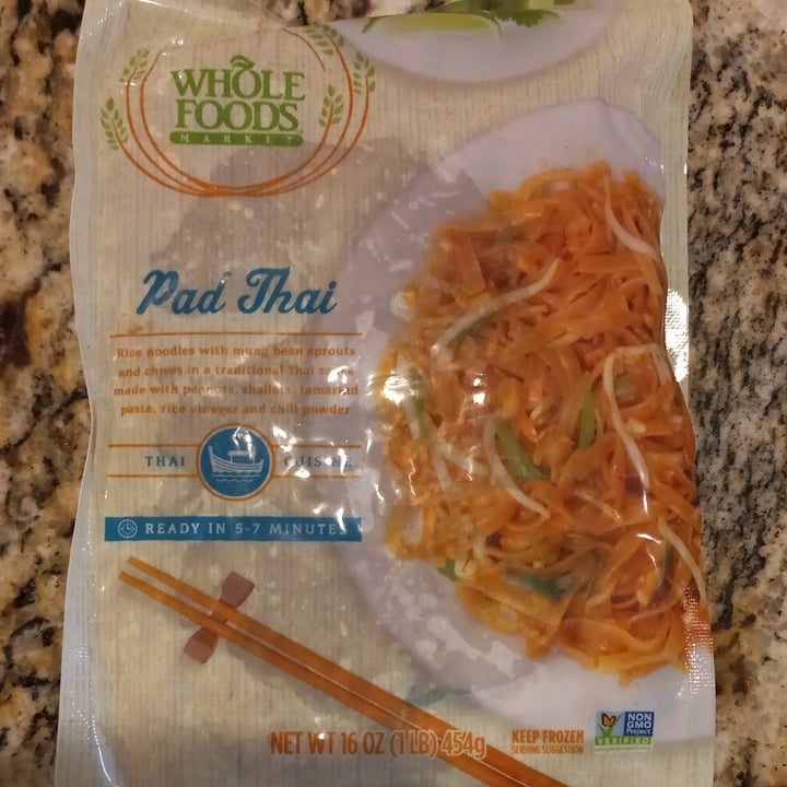 Whole Foods Market Pad Thai Review | abillion