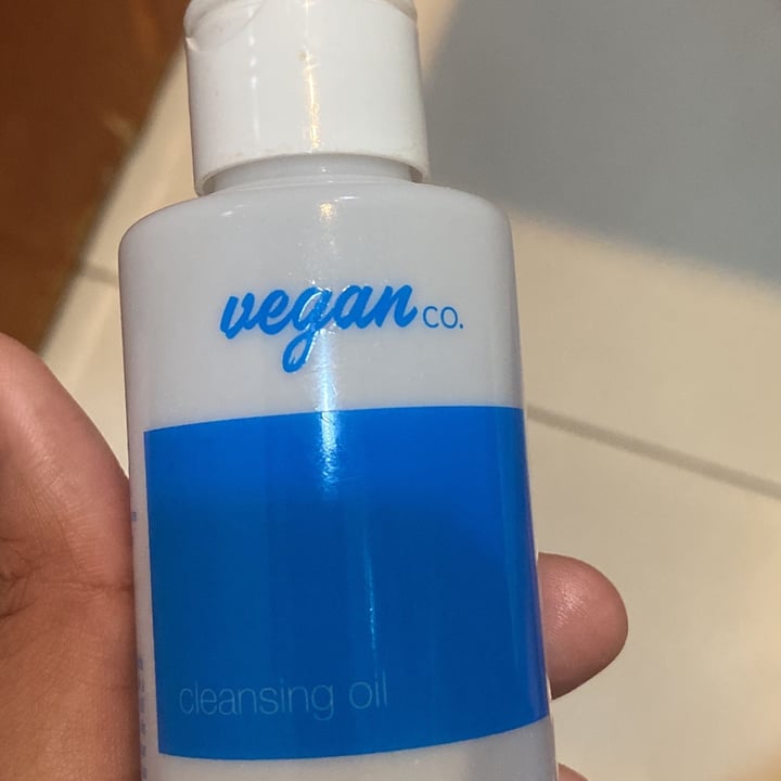 Vegan Co Cleansing Oil Review | abillion