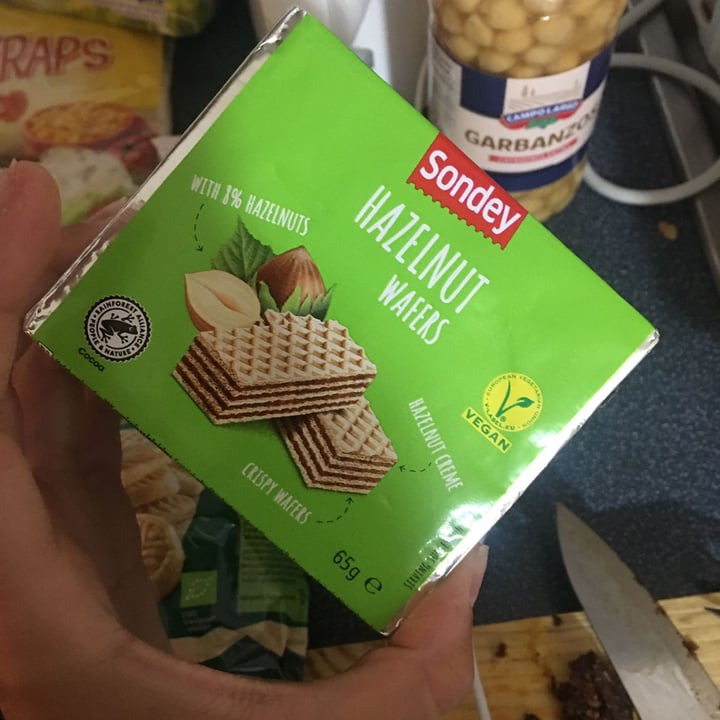 Sondey Hazelnut wafers Review | abillion