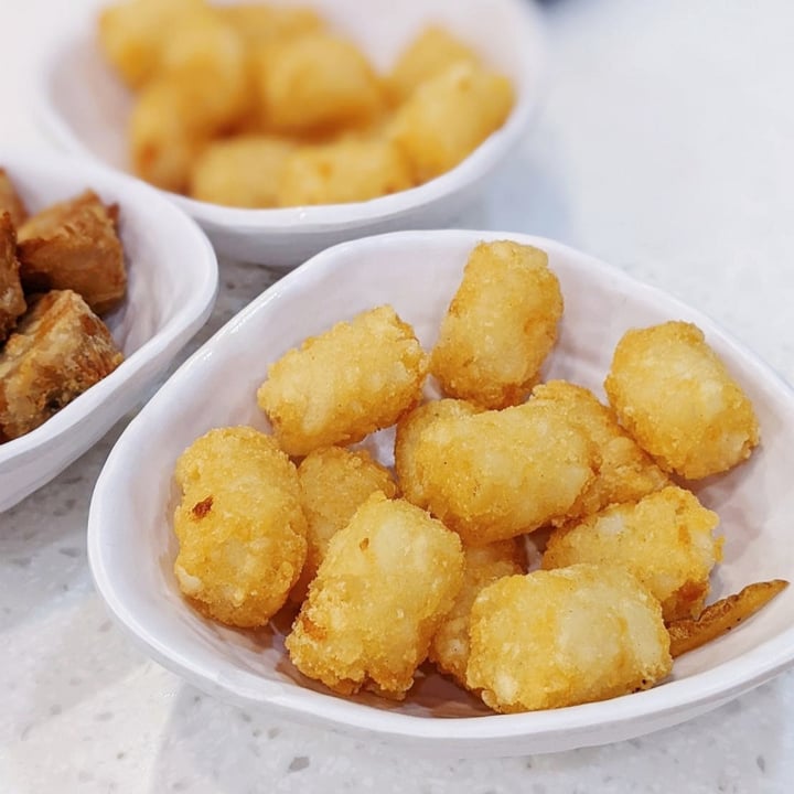 Saute Sushi Paya Lebar, Singapore Hash Brown Balls Review | abillion